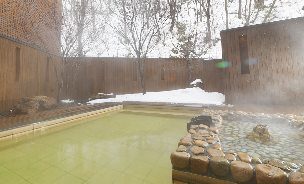 Hot Springs & Beauty Salons: Niseko Konbu Onsen - Tsuruga Bessou - MOKU ...